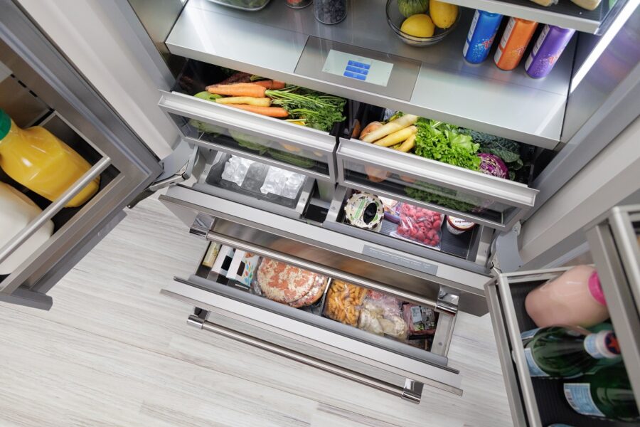 5 Reasons Why Your Refrigerator is Freezing Everything - Universal ...