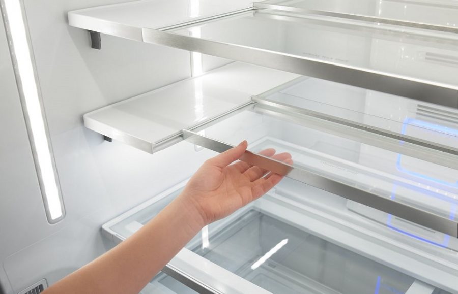 6 Refrigerator Cleaning and Organization Tips - Universal Appliance Repair